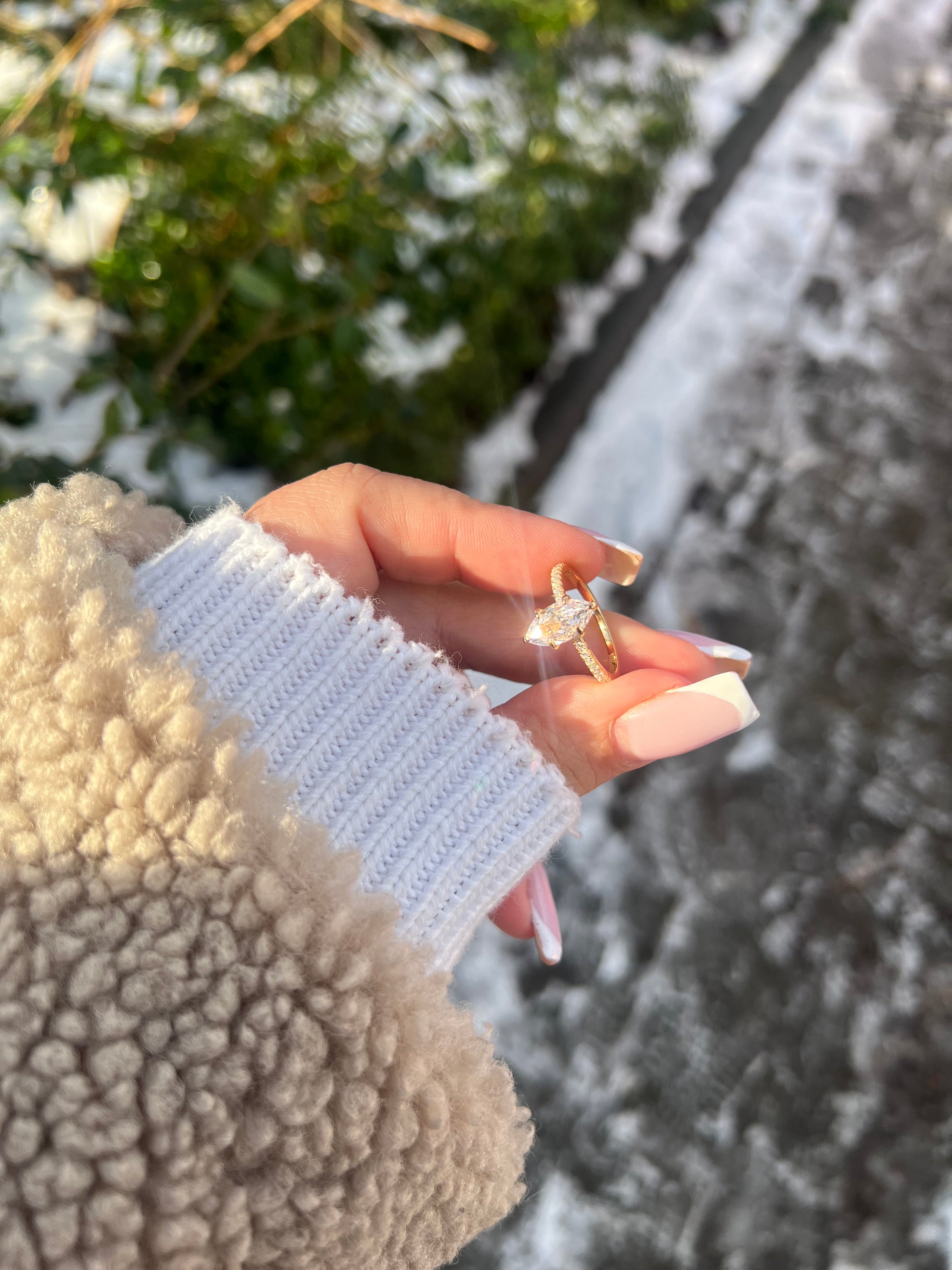 Felicity Ring – Sparklyna.com